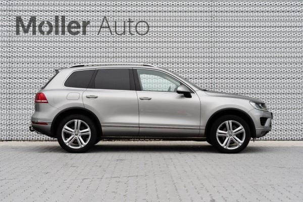 Volkswagen Touareg 2015 Mārupe, ar dzinēja tilpumu 3.00 L un nobraukumu 230 tūkst. km par 21800 €, foto 6 vietnē AUTOMOTO.COM.LV