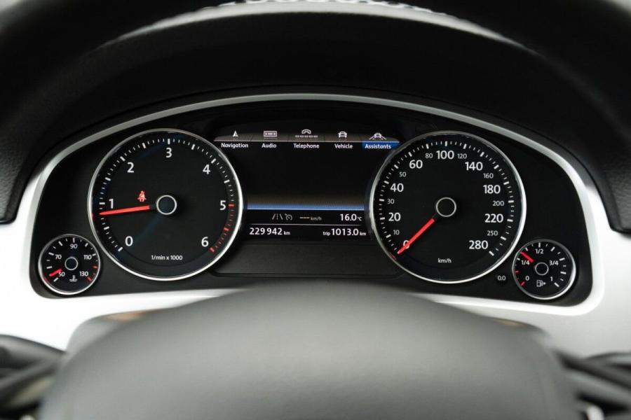 Volkswagen Touareg 2015 Mārupe, ar dzinēja tilpumu 3.00 L un nobraukumu 230 tūkst. km par 21800 €, foto 17 vietnē AUTOMOTO.COM.LV