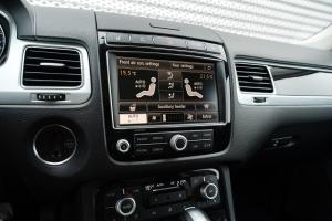 Volkswagen Touareg 2015 Mārupe, ar dzinēja tilpumu 3.00 L un nobraukumu 230 tūkst. km par 21800 €, foto 22 vietnē AUTOMOTO.COM.LV