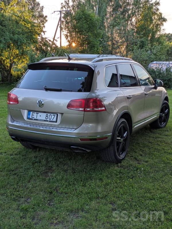 Volkswagen Touareg 2017 Balvi, ar dzinēja tilpumu 3.00 L un nobraukumu 301 tūkst. km par 14300 €, foto 2 vietnē AUTOMOTO.COM.LV