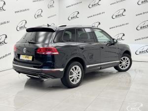 Volkswagen Touareg 2017 Viļņa, ar dzinēja tilpumu 2.97 L un nobraukumu 294 tūkst. km par 18500 €, foto 3 vietnē AUTOMOTO.COM.LV