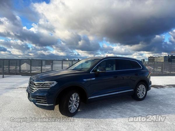 Volkswagen Touareg 2019 in Tallinn, with an engine capacity of 3.00 L and mileage of 180 thousand km for 39600 €, photo 1 on AUTOMOTO.COM.LV