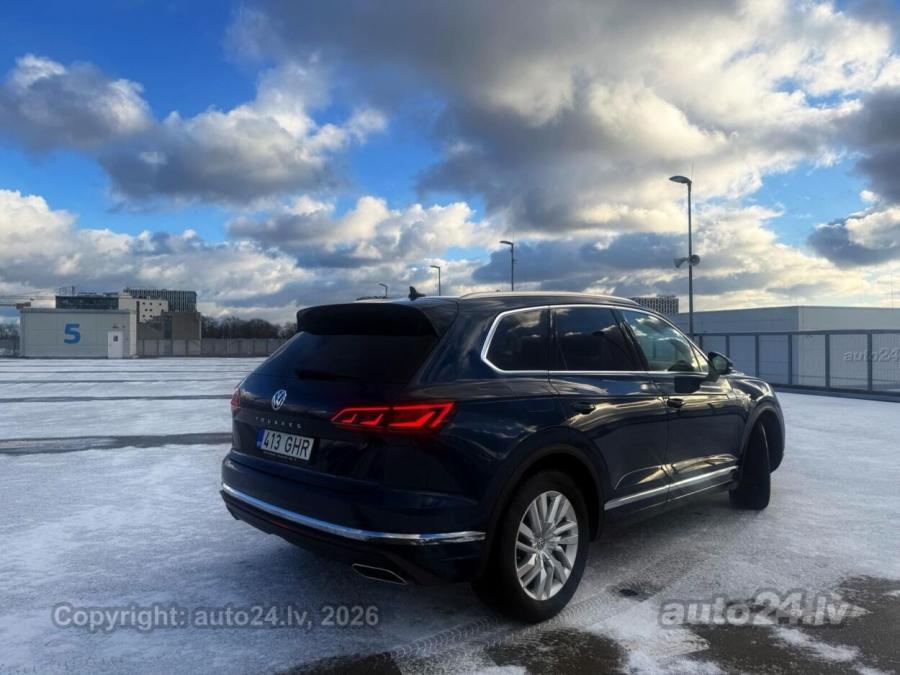 Volkswagen Touareg 2019 in Tallinn, with an engine capacity of 3.00 L and mileage of 180 thousand km for 39600 €, photo 5 on AUTOMOTO.COM.LV