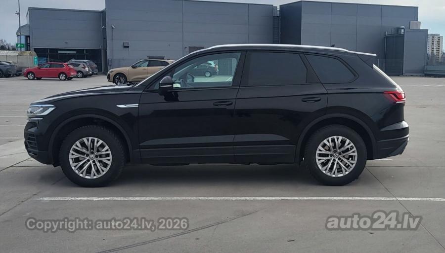 Volkswagen Touareg 2019 Tallina, ar dzinēja tilpumu 3.00 L un nobraukumu 188 tūkst. km par 31900 €, foto 4 vietnē AUTOMOTO.COM.LV