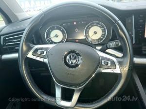 Volkswagen Touareg 2019 Tallina, ar dzinēja tilpumu 3.00 L un nobraukumu 188 tūkst. km par 31900 €, foto 12 vietnē AUTOMOTO.COM.LV