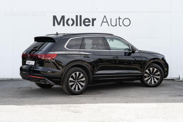 Volkswagen Touareg 2024 in Riga, with an engine capacity of 3.00 L and mileage of 9 thousand km for 61900 €, photo 4 on AUTOMOTO.COM.LV