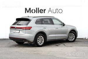 Volkswagen Touareg 2024 in Riga, with an engine capacity of 3.00 L and mileage of 36 thousand km for 50450 €, photo 5 on AUTOMOTO.COM.LV