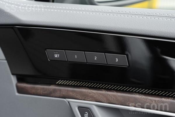 Volkswagen Touareg 2024 Rīga, ar dzinēja tilpumu 3.00 L un nobraukumu 36 tūkst. km par 52900 €, foto 9 vietnē AUTOMOTO.COM.LV