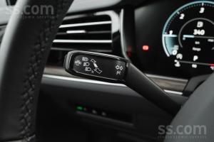 Volkswagen Touareg 2024 in Riga, with an engine capacity of 3.00 L and mileage of 36 thousand km for 50450 €, photo 15 on AUTOMOTO.COM.LV