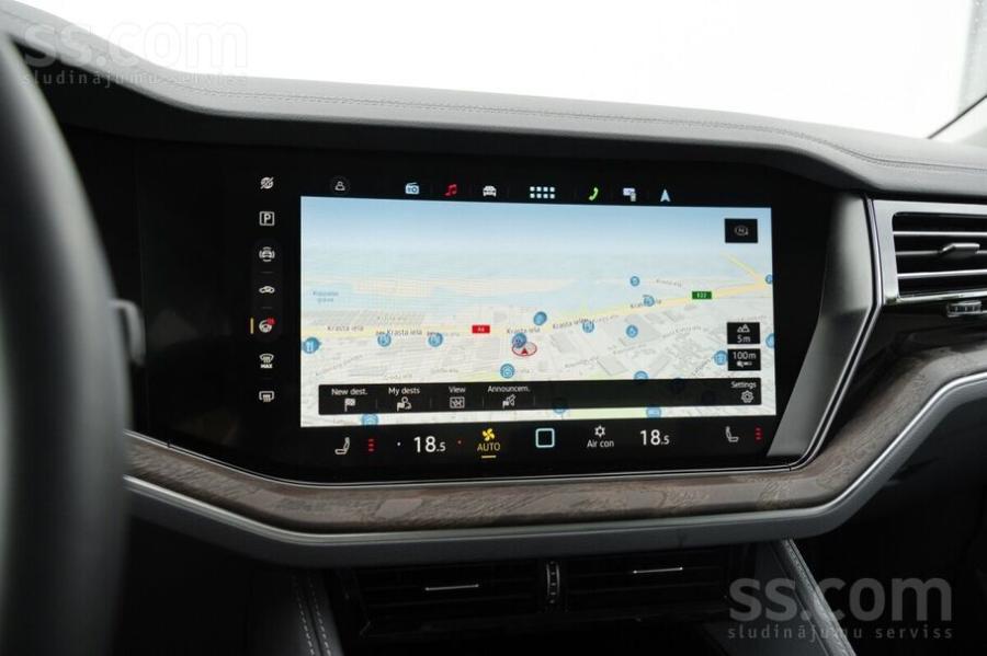 Volkswagen Touareg 2024 in Riga, with an engine capacity of 3.00 L and mileage of 36 thousand km for 50450 €, photo 28 on AUTOMOTO.COM.LV