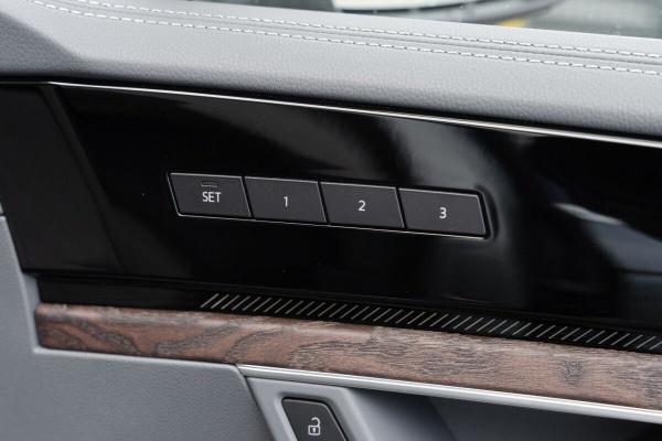 Volkswagen Touareg 2024 Rīga, ar dzinēja tilpumu 3.00 L un nobraukumu 46 tūkst. km par 51900 €, foto 9 vietnē AUTOMOTO.COM.LV