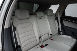 Volkswagen Touareg 2024 in Riga, with an engine capacity of 3.00 L and mileage of 46 thousand km for 51900 €, photo 10 on AUTOMOTO.COM.LV