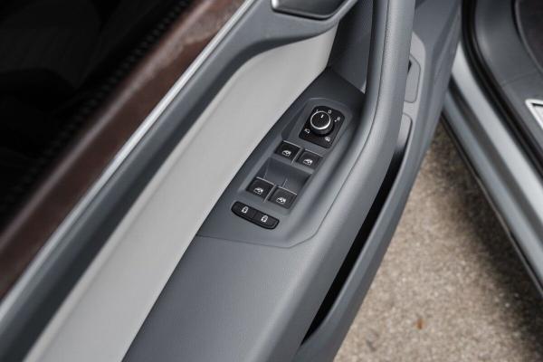 Volkswagen Touareg 2024 Rīga, ar dzinēja tilpumu 3.00 L un nobraukumu 46 tūkst. km par 51900 €, foto 11 vietnē AUTOMOTO.COM.LV