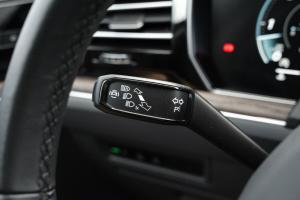 Volkswagen Touareg 2024 in Riga, with an engine capacity of 3.00 L and mileage of 46 thousand km for 51900 €, photo 15 on AUTOMOTO.COM.LV