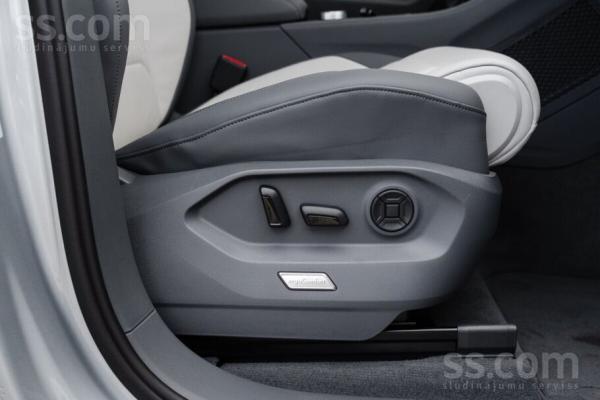 Volkswagen Touareg 2024 Rīga, ar dzinēja tilpumu 3.00 L un nobraukumu 46 tūkst. km par 51900 €, foto 8 vietnē AUTOMOTO.COM.LV