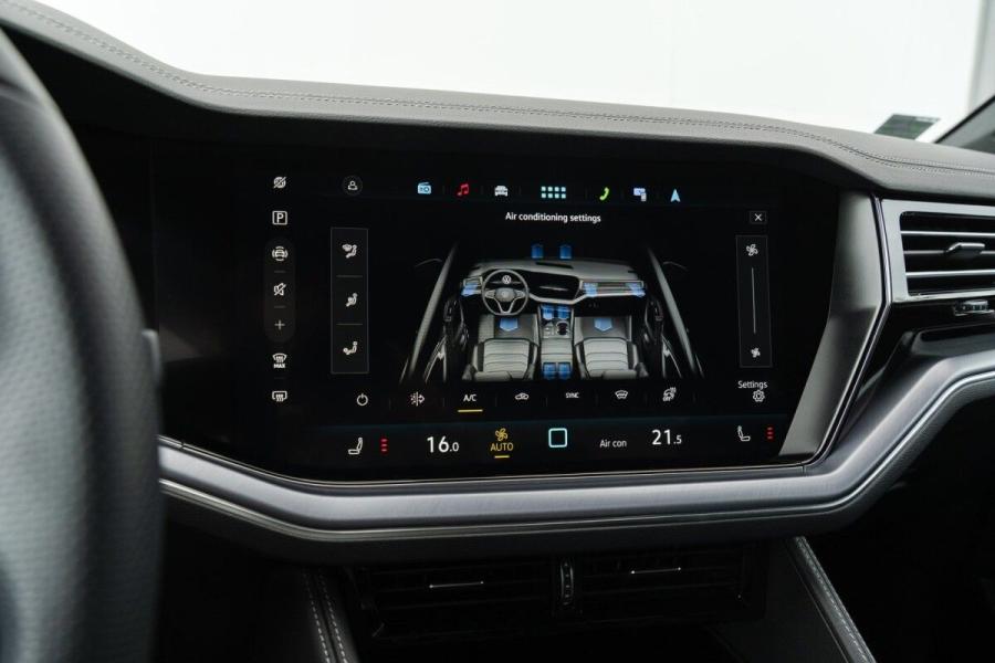 Фольксваген Туарег 2024 в Рига, объемом двигателя 3.00 л и пробегом 27 тыс. км за 61500 €, фото 26 на AUTOMOTO.COM.LV