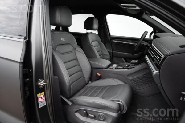 Volkswagen Touareg 2024 in Riga, with an engine capacity of 3.00 L and mileage of 27 thousand km for 61500 €, photo 7 on AUTOMOTO.COM.LV