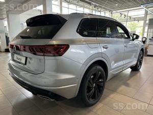 Volkswagen Touareg 2026 in Valmiera, with an engine capacity of 3.00 L and mileage of 10 thousand km for 71900 €, photo 4 on AUTOMOTO.COM.LV