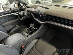 Volkswagen Touareg 2026 in Valmiera, with an engine capacity of 3.00 L and mileage of 10 thousand km for 71900 €, photo 9 on AUTOMOTO.COM.LV