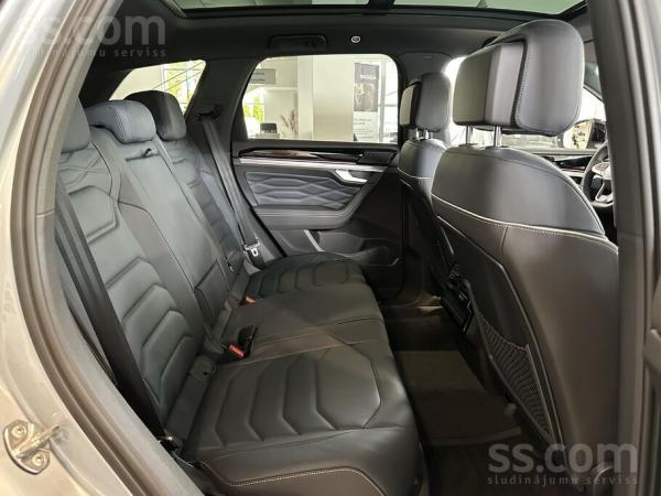 Volkswagen Touareg 2026 in Valmiera, with an engine capacity of 3.00 L and mileage of 10 thousand km for 71900 €, photo 9 on AUTOMOTO.COM.LV