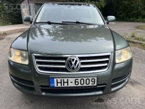Zaļš Volkswagen Touareg 2002 Rīga, ar dzinēja tilpumu 3.20 L un nobraukumu 374 tūkst. km par 3480 €, foto 5 vietnē AUTOMOTO.COM.LV