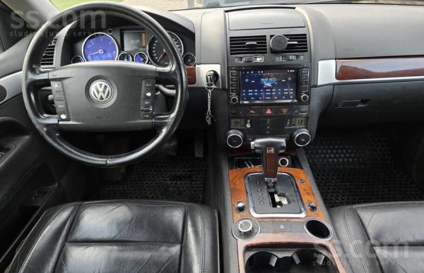 Zaļš Volkswagen Touareg 2003 Talsi, ar dzinēja tilpumu 2.50 L un nobraukumu 376 tūkst. km par 2500 €, foto 11 vietnē AUTOMOTO.COM.LV