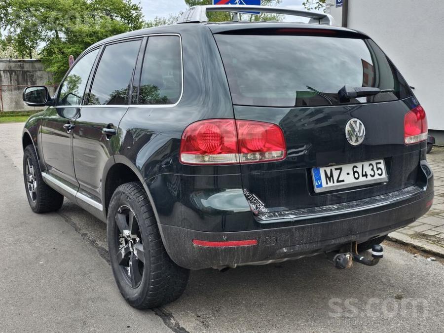 Zaļš Volkswagen Touareg 2004 Jūrmala, ar dzinēja tilpumu 2.50 L un nobraukumu 338 tūkst. km par 1950 €, foto 5 vietnē AUTOMOTO.COM.LV