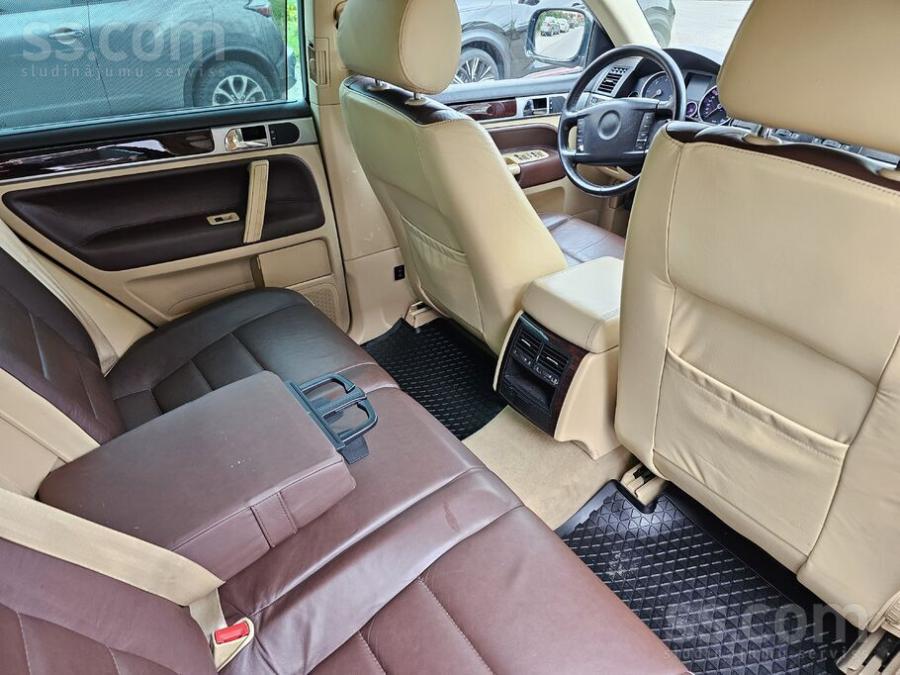 Zaļš Volkswagen Touareg 2004 Jūrmala, ar dzinēja tilpumu 2.50 L un nobraukumu 338 tūkst. km par 1950 €, foto 9 vietnē AUTOMOTO.COM.LV