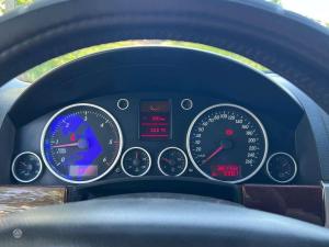 Zaļš Volkswagen Touareg 2004 Panevēža, ar dzinēja tilpumu 2.46 L un nobraukumu 384 tūkst. km par 1800 €, foto 9 vietnē AUTOMOTO.COM.LV