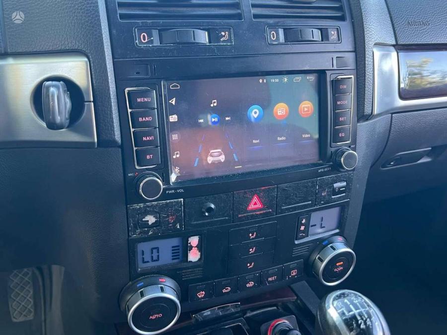 Zaļš Volkswagen Touareg 2004 Panevēža, ar dzinēja tilpumu 2.46 L un nobraukumu 384 tūkst. km par 1800 €, foto 10 vietnē AUTOMOTO.COM.LV