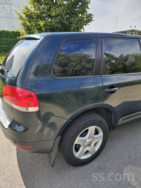 Volkswagen Touareg 2005 Rīga vietnē Zaļš Volkswagen Touareg 2005 Rīga, ar dzinēja tilpumu 3.00 L un nobraukumu 357 tūkst. km par 4950 €, foto 4 vietnē AUTOMOTO.COM.LV