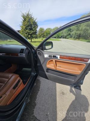 Zaļš Volkswagen Touareg 2005 Rīga, ar dzinēja tilpumu 3.00 L un nobraukumu 357 tūkst. km par 4950 €, foto 11 vietnē AUTOMOTO.COM.LV