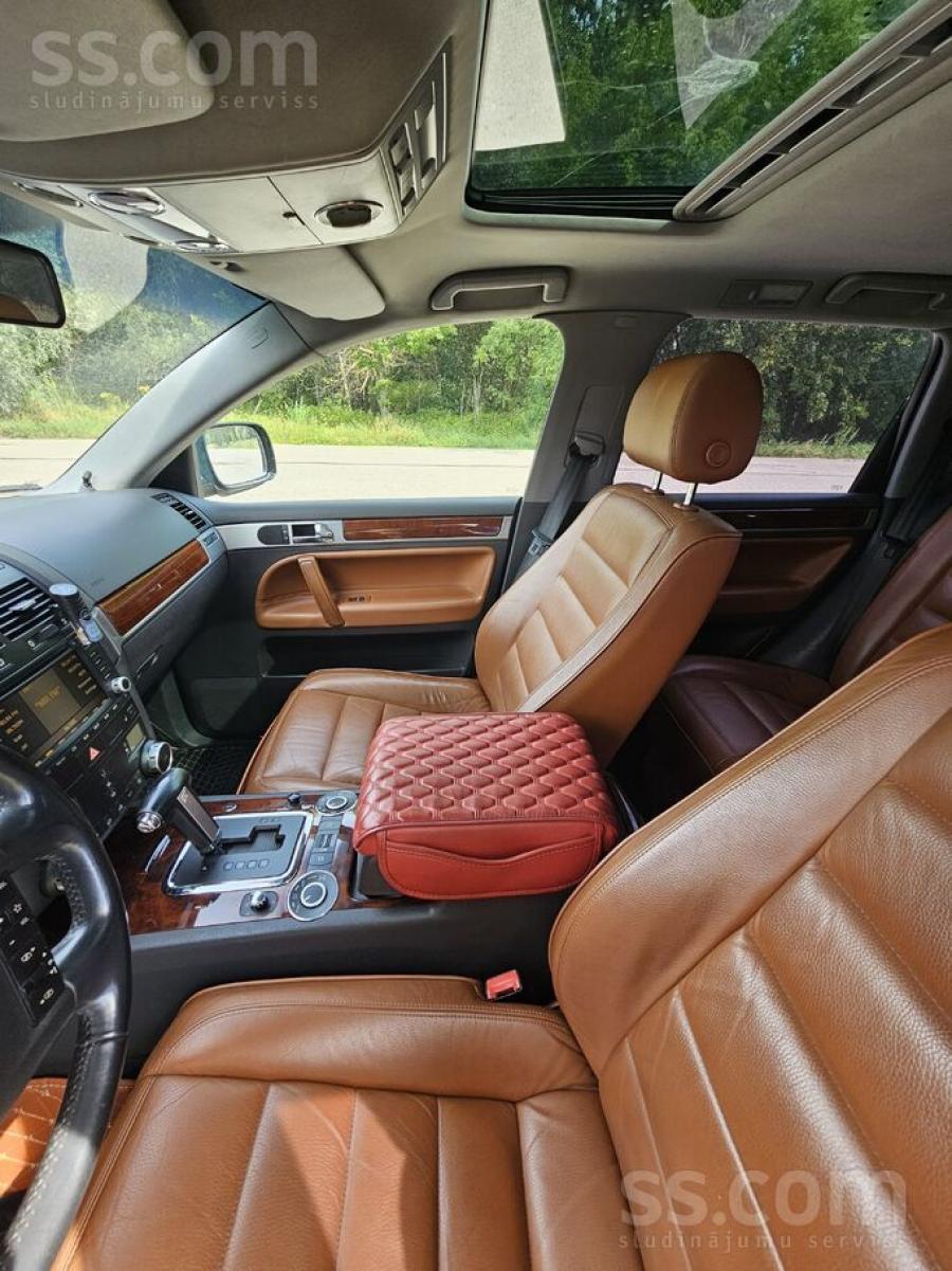 Zaļš Volkswagen Touareg 2005 Rīga, ar dzinēja tilpumu 3.00 L un nobraukumu 357 tūkst. km par 4950 €, foto 19 vietnē AUTOMOTO.COM.LV