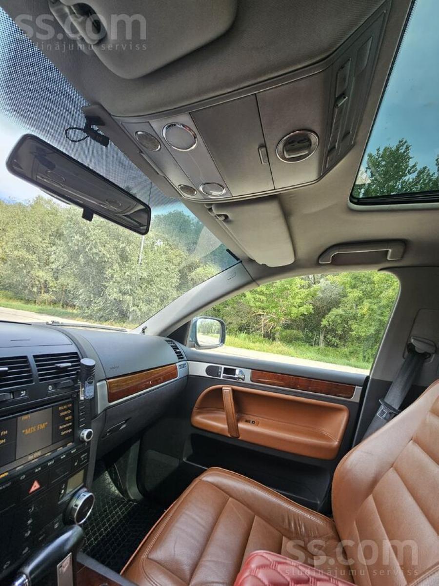 Zaļš Volkswagen Touareg 2005 Rīga, ar dzinēja tilpumu 3.00 L un nobraukumu 357 tūkst. km par 4950 €, foto 21 vietnē AUTOMOTO.COM.LV