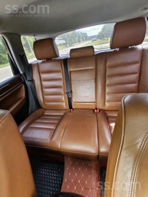 Zaļš Volkswagen Touareg 2005 Rīga, ar dzinēja tilpumu 3.00 L un nobraukumu 357 tūkst. km par 4950 €, foto 22 vietnē AUTOMOTO.COM.LV