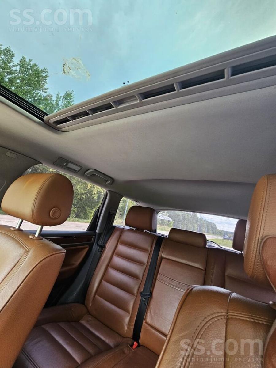 Zaļš Volkswagen Touareg 2005 Rīga, ar dzinēja tilpumu 3.00 L un nobraukumu 357 tūkst. km par 4950 €, foto 23 vietnē AUTOMOTO.COM.LV