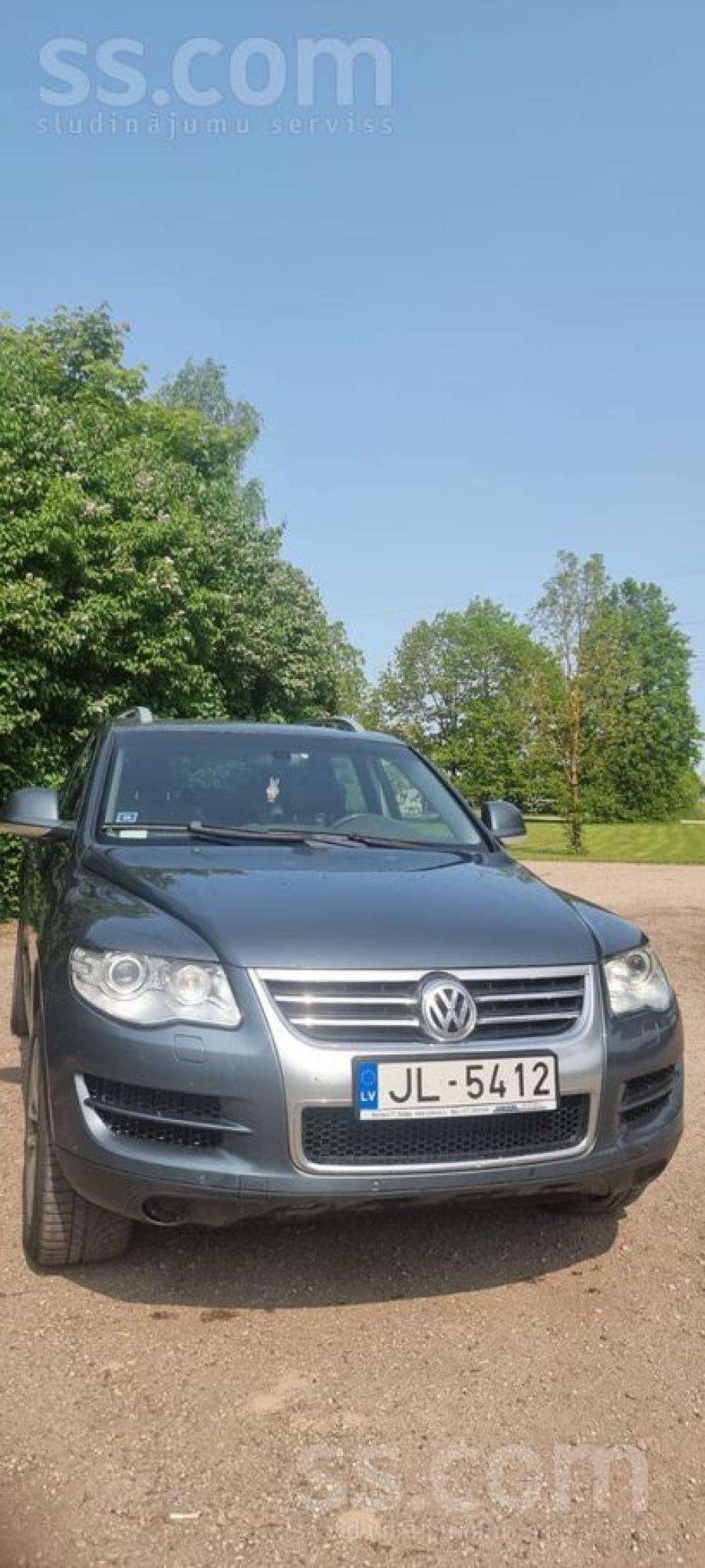 Zaļš Volkswagen Touareg 2007 Saldus, ar dzinēja tilpumu 3.00 L un nobraukumu 473 tūkst. km par 3025 €, foto 1 vietnē AUTOMOTO.COM.LV