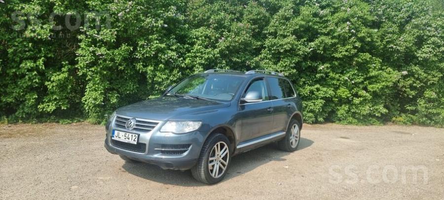 Zaļš Volkswagen Touareg 2007 Saldus, ar dzinēja tilpumu 3.00 L un nobraukumu 473 tūkst. km par 3025 €, foto 2 vietnē AUTOMOTO.COM.LV