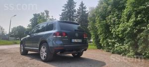 Zaļš Volkswagen Touareg 2007 Saldus, ar dzinēja tilpumu 3.00 L un nobraukumu 473 tūkst. km par 3025 €, foto 4 vietnē AUTOMOTO.COM.LV