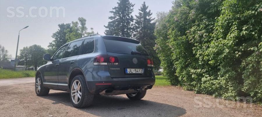 Zaļš Volkswagen Touareg 2007 Saldus, ar dzinēja tilpumu 3.00 L un nobraukumu 473 tūkst. km par 3025 €, foto 4 vietnē AUTOMOTO.COM.LV