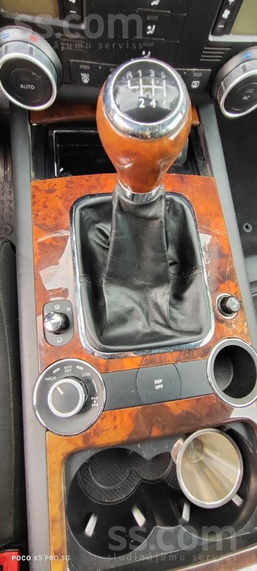 Zaļš Volkswagen Touareg 2007 Ludza, ar dzinēja tilpumu 2.50 L un nobraukumu 204 tūkst. km par 2800 €, foto 8 vietnē AUTOMOTO.COM.LV