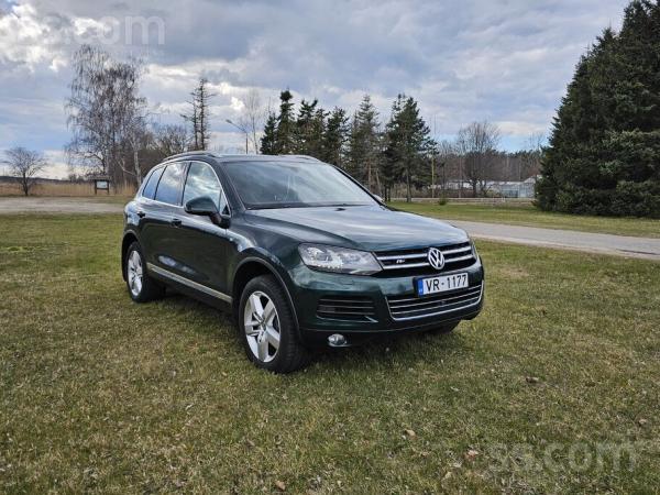Zaļš Volkswagen Touareg 2012 Rīga, ar dzinēja tilpumu 3.00 L un nobraukumu 254 tūkst. km par 12500 €, foto 4 vietnē AUTOMOTO.COM.LV