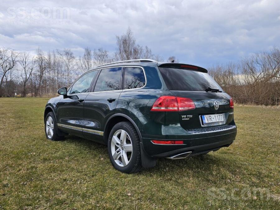 Zaļš Volkswagen Touareg 2012 Rīga, ar dzinēja tilpumu 3.00 L un nobraukumu 254 tūkst. km par 12500 €, foto 6 vietnē AUTOMOTO.COM.LV