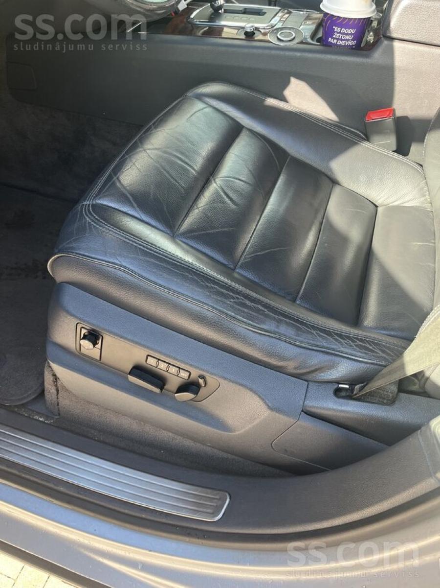 Серый Фольксваген Туарег 2003 в Резекне, объемом двигателя 3.20 л и пробегом 276 тыс. км за 3500 €, фото 10 на AUTOMOTO.COM.LV