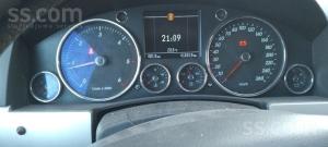 Pelēks Volkswagen Touareg 2004 Liepāja, ar dzinēja tilpumu 2.50 L un nobraukumu 417 tūkst. km par 1500 €, foto 3 vietnē AUTOMOTO.COM.LV