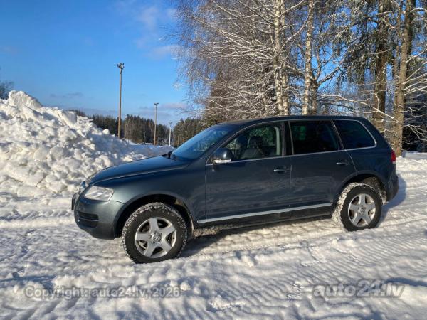 Grey Volkswagen Touareg 2005 in Tallinn, with an engine capacity of 2.50 L and mileage of 362 thousand km for 4600 €, photo 2 on AUTOMOTO.COM.LV