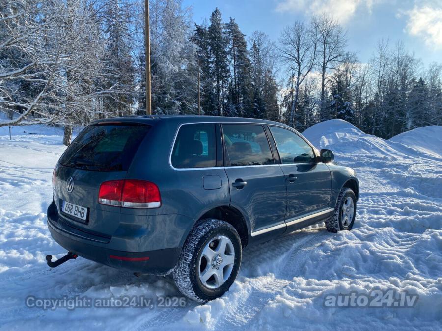 Grey Volkswagen Touareg 2005 in Tallinn, with an engine capacity of 2.50 L and mileage of 362 thousand km for 4600 €, photo 10 on AUTOMOTO.COM.LV