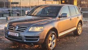 Pelēks Volkswagen Touareg 2005 Viļņa, ar dzinēja tilpumu 2.50 L un nobraukumu 225 tūkst. km par 2550 €, foto 5 vietnē AUTOMOTO.COM.LV