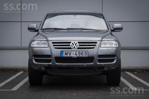 Grey Volkswagen Touareg 2005 in Riga, with an engine capacity of 3.00 L and mileage of 0 thousand km for 4990 €, photo 3 on AUTOMOTO.COM.LV