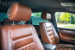Pelēks Volkswagen Touareg 2005 Rīga, ar dzinēja tilpumu 2.50 L un nobraukumu 0 tūkst. km par 2590 €, foto 13 vietnē AUTOMOTO.COM.LV
